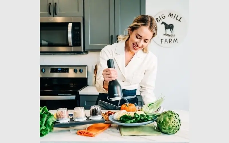 E: 24/12 (MD) WIN a FinaMill USB spice mill bundle worth £105 ...