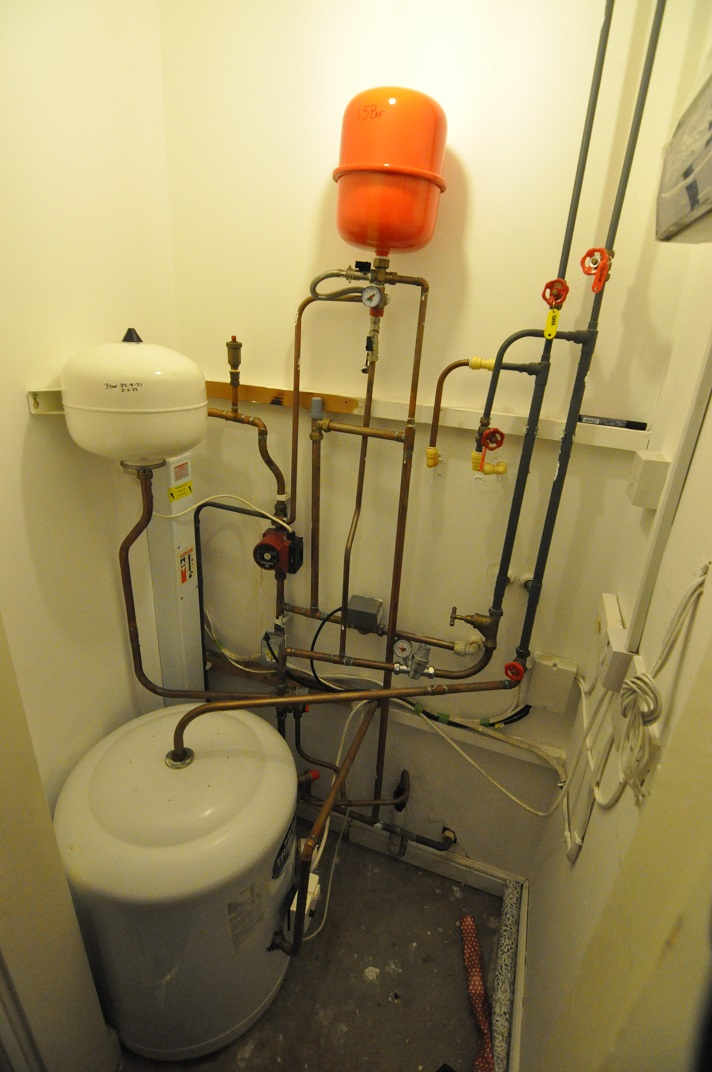 Help understanding electric boiler set up — MoneySavingExpert Forum